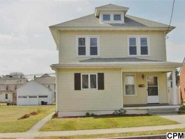 2 Br, 1 bath, Condo 613 North Chestnut Street