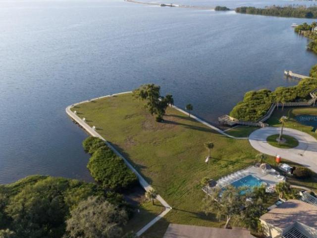 2 Br, 1 bath, Condo 616 Windrush Bay Drive