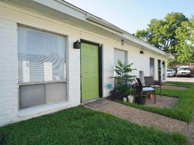 2 Br, 1 bath, Condo 618 West 51st Street