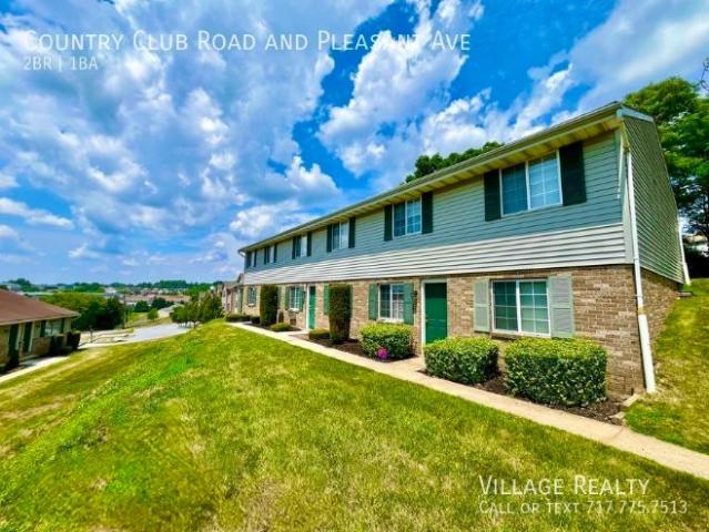 2 Br, 1 bath, Condo 619 Country Club Road