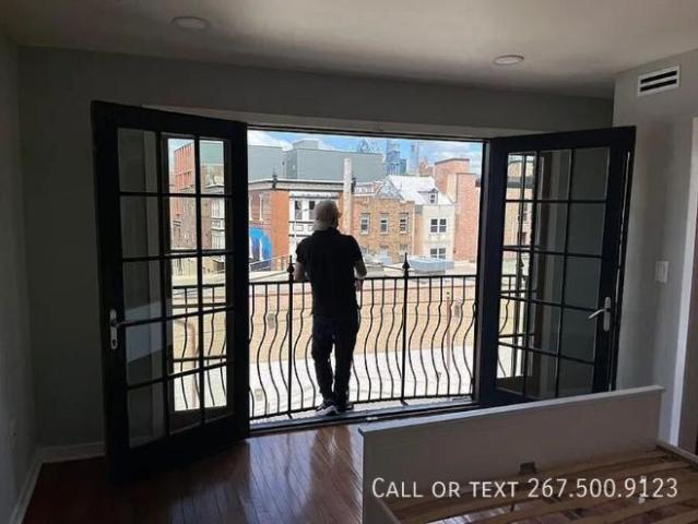 2 Br, 1 bath, Condo 619 E Passyunk Ave