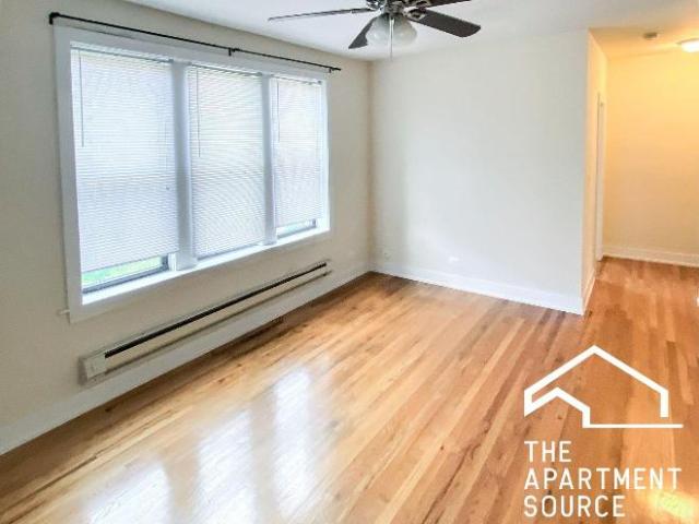 2 Br, 1 bath, Condo 619 W Melrose