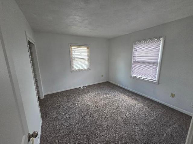 2 Br, 1 bath, Condo 620 Kentucky Ave