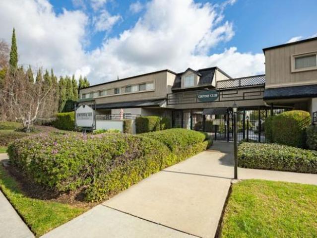 2 Br, 1 bath, Condo 6268 N San Gabriel Blvd