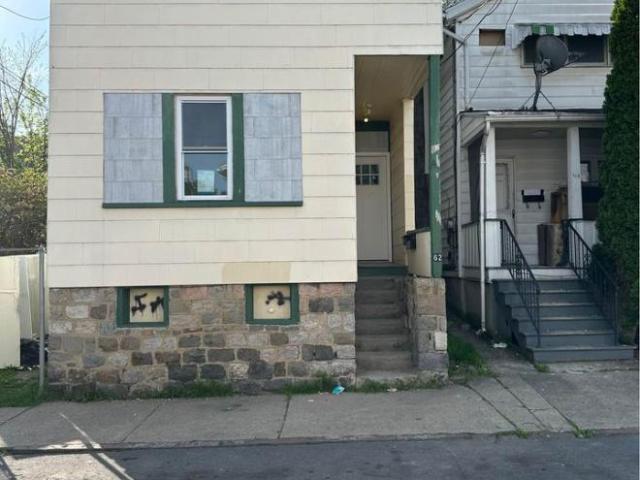 2 Br, 1 bath, Condo 62 Hutson
