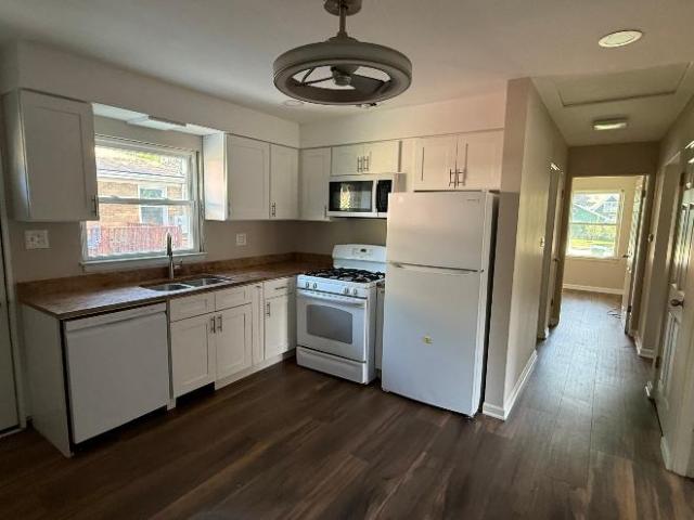 2 Br, 1 bath, Condo 62 S Westmore meyers Road