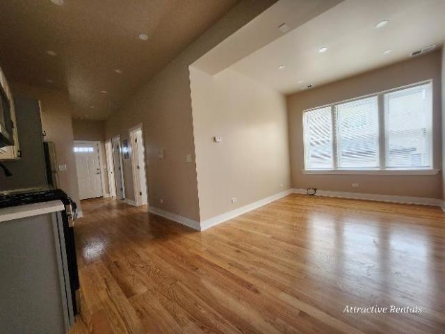 2 Br, 1 bath, Condo 6341 S Elizabeth