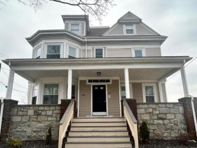 2 Br, 1 bath, Condo 67 Pleasant St