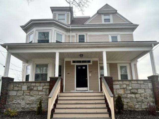 2 Br, 1 bath, Condo 67 Pleasant St