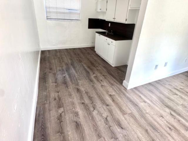 2 Br, 1 bath, Condo 6507 Nw 6th Ave