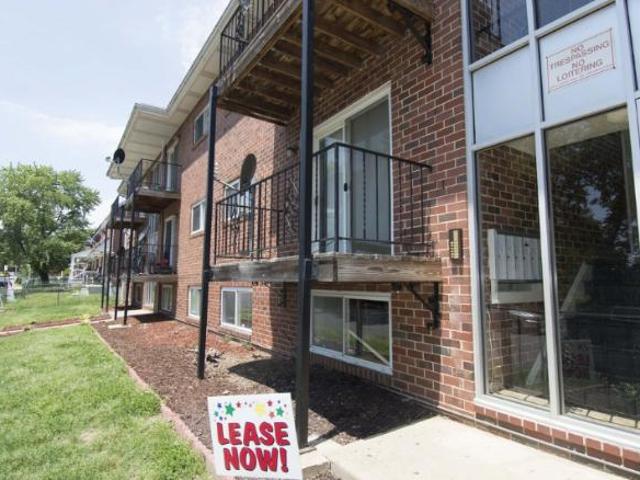 2 Br, 1 bath, Condo 6518 Brown Avenue