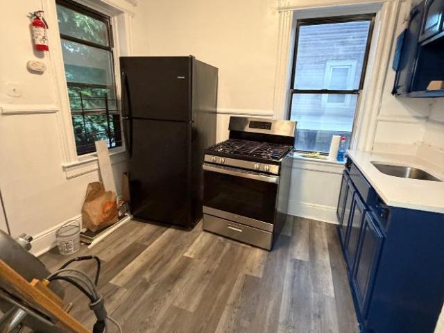 2 Br, 1 bath, Condo 66 N Grove St