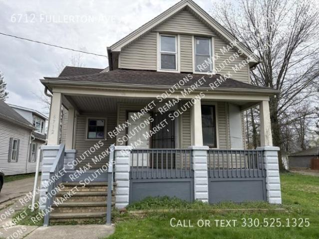 2 Br, 1 bath, Condo 6712 Fullerton Ave