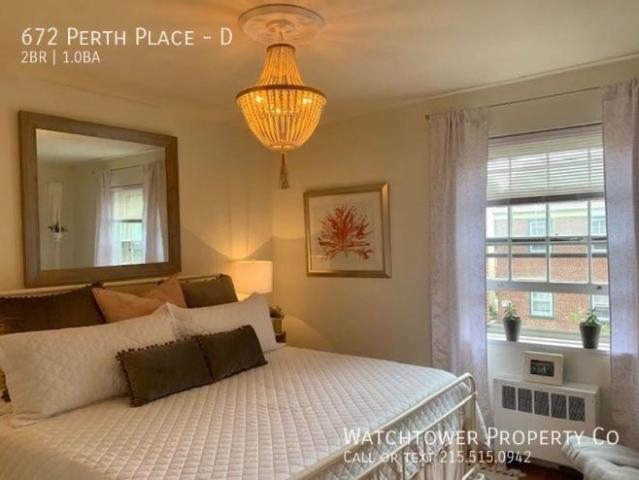 2 Br, 1 bath, Condo 672 Perth Place