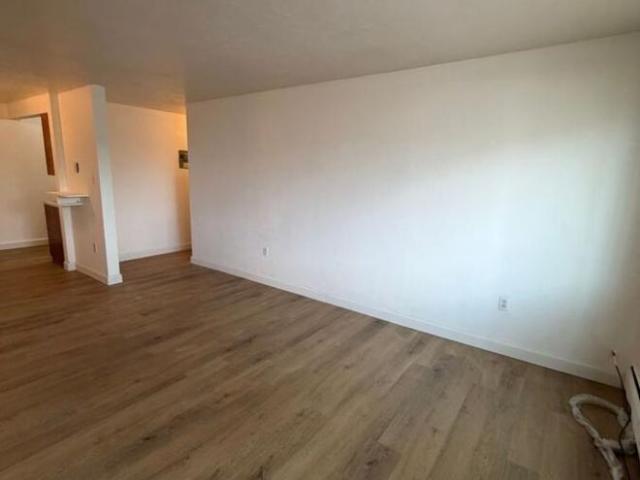 2 Br, 1 bath, Condo 6761 W 37th Ave