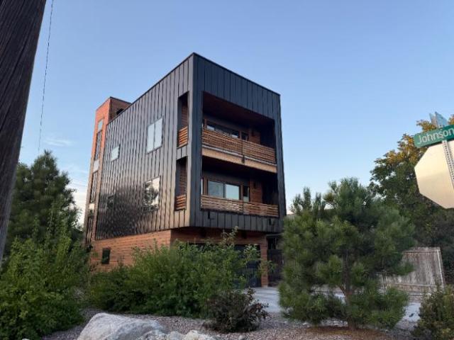 2 Br, 1 bath, Condo 680 South Johnson Street