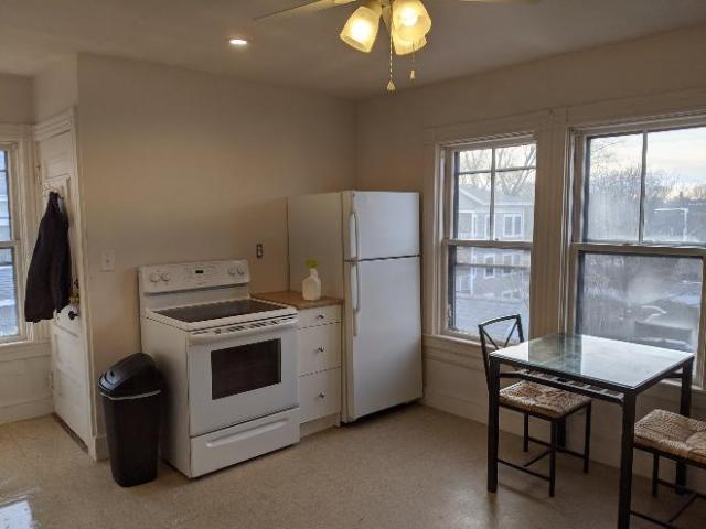 2 Br, 1 bath, Condo 69 Emory St