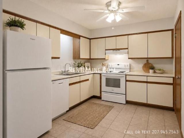 2 Br, 1 bath, Condo 6 Hartley St Apt