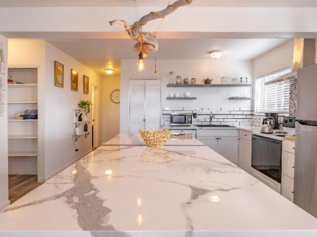 2 Br, 1 bath, Condo 73 1295 Kaiminani Drive