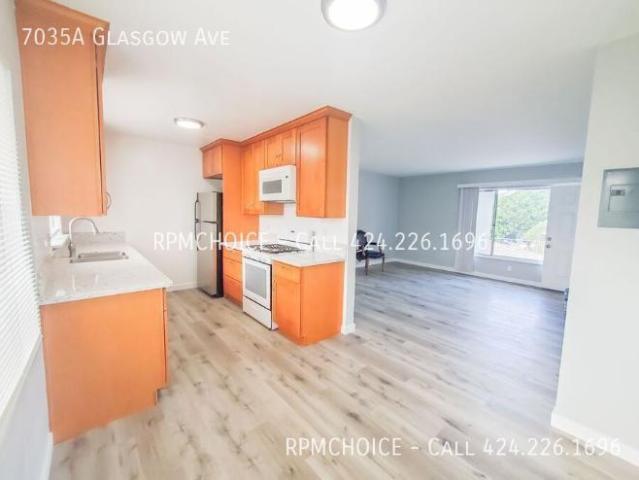 2 Br, 1 bath, Condo 7035A Glasgow Ave