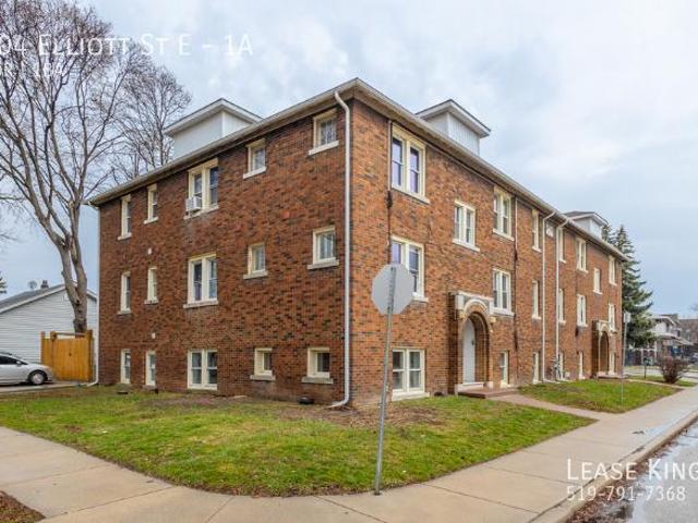 2 Br, 1 bath, Condo 704 Elliott St E