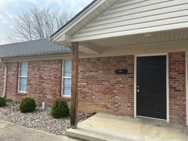 2 Br, 1 bath, Condo 708 E Utica St