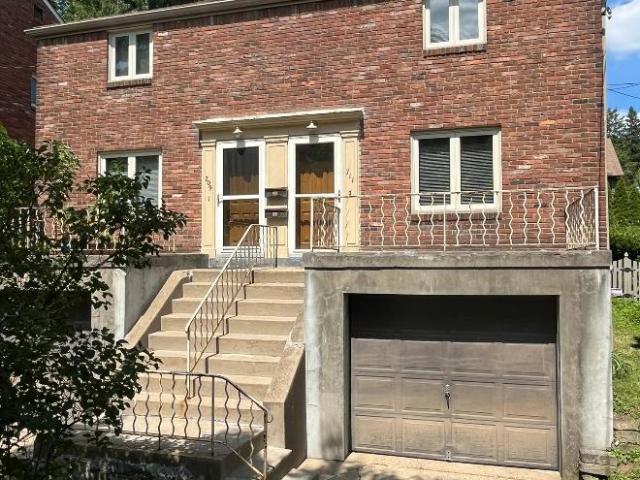 2 Br, 1 bath, Condo 711 Vallevista Ave