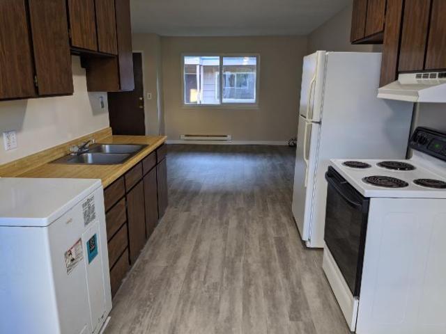 2 Br, 1 bath, Condo 713 Pine Street