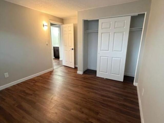 2 Br, 1 bath, Condo 7171 W 10th Ave