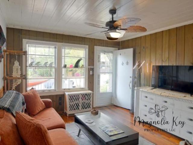 2 Br, 1 bath, Condo 7203 Porcher Dr