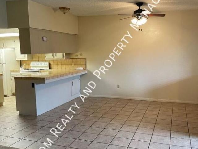 2 Br, 1 bath, Condo 7213 Quailwood Drive