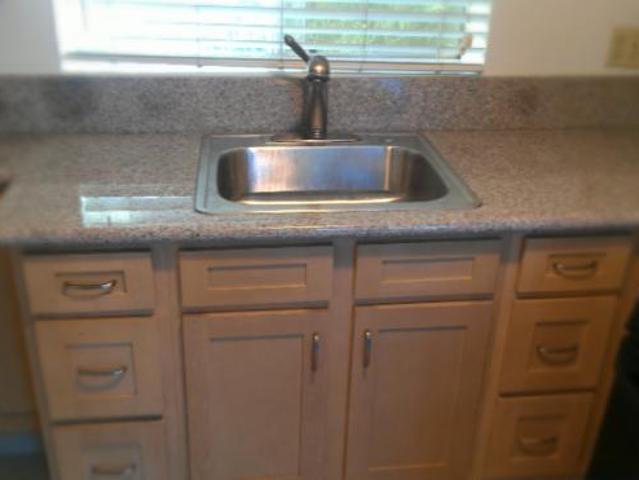 2 Br, 1 bath, Condo 7237 Milton Ave