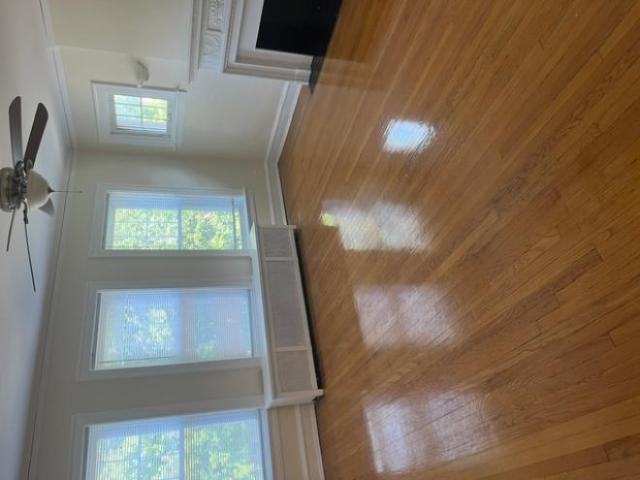2 Br, 1 bath, Condo 724 Hinman