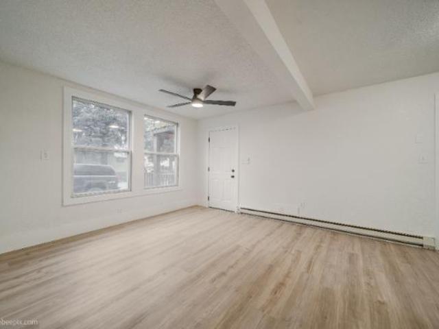 2 Br, 1 bath, Condo 725 W 2nd Street