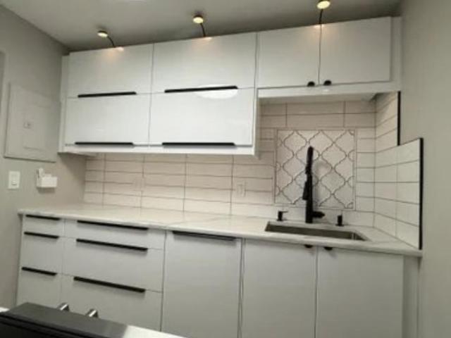 2 Br, 1 bath, Condo 750 Farm Rd