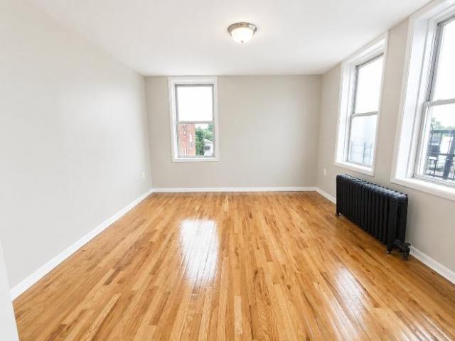 2 Br, 1 bath, Condo 76 N 9th St