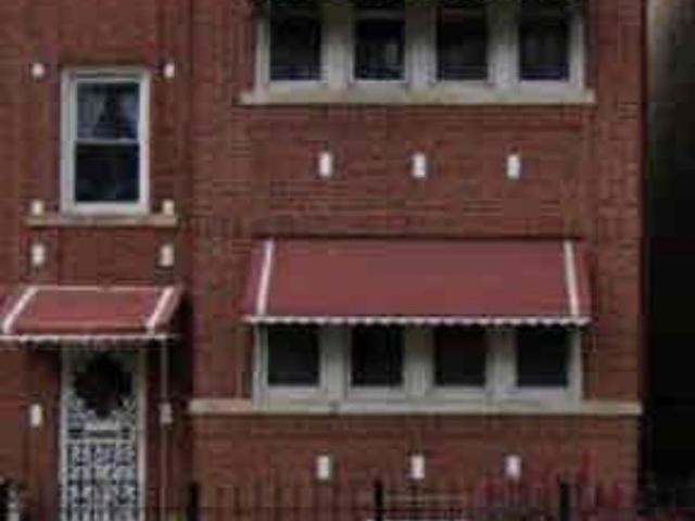 2 Br, 1 bath, Condo 7806 S Troop