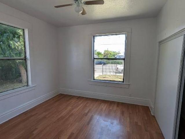 2 Br, 1 bath, Condo 780 E 9th St