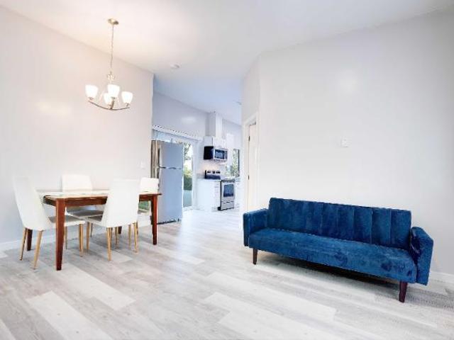 2 Br, 1 bath, Condo 781 Canyon Point Lane