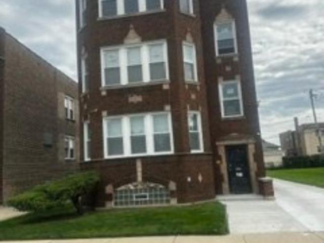 2 Br, 1 bath, Condo 7829 S Chappel Ave