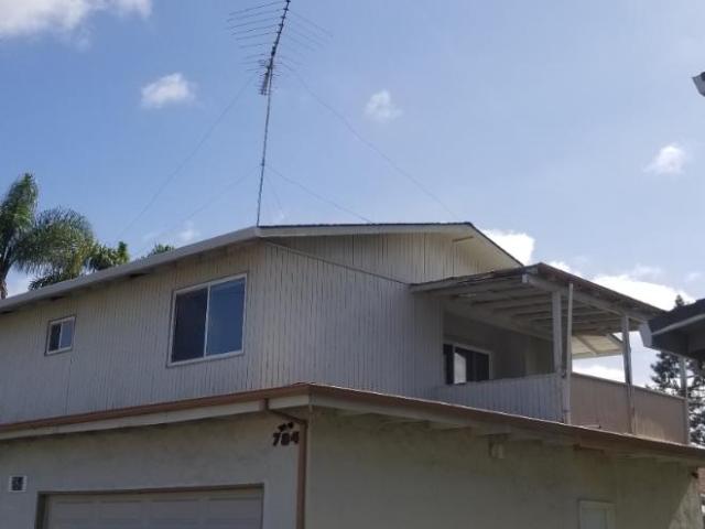 2 Br, 1 bath, Condo 784 Concord Ave