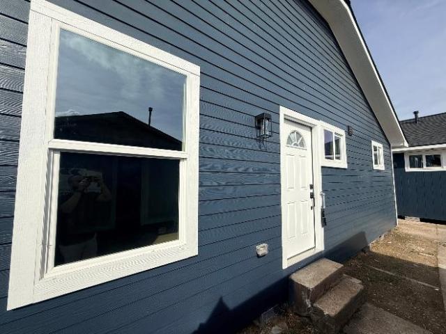 2 Br, 1 bath, Condo 7909 Ford St