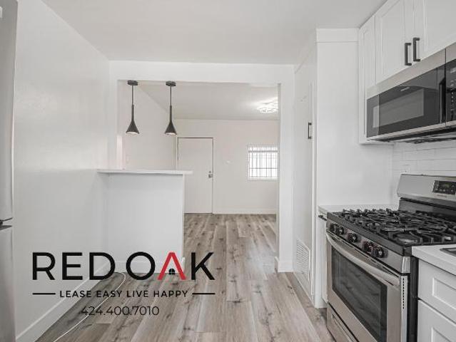 2 Br, 1 bath, Condo 7924 South Main Street