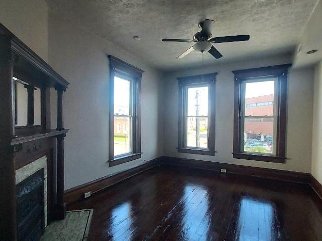 2 Br, 1 bath, Condo 79 W Church St