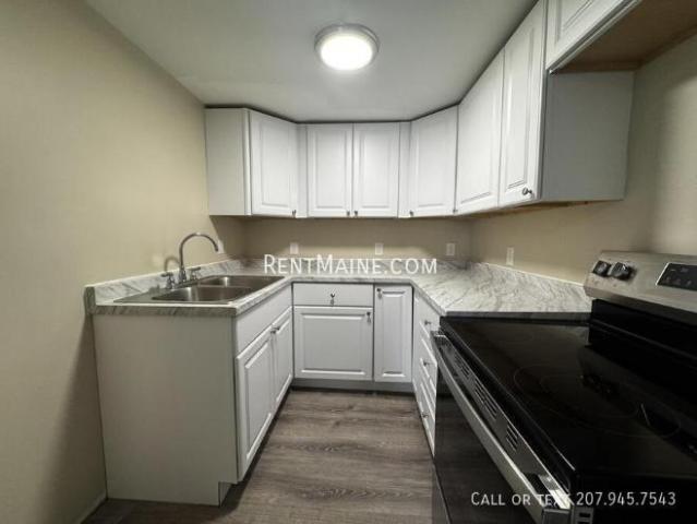 2 Br, 1 bath, Condo 7 Bennett Ave