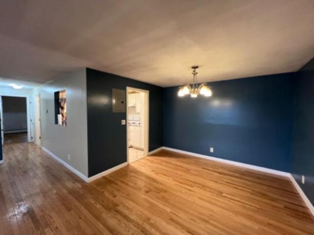 2 Br, 1 bath, Condo 7 Tara Drive