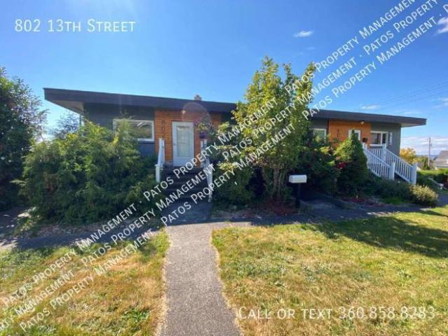 2 Br, 1 bath, Condo 802 13th Street
