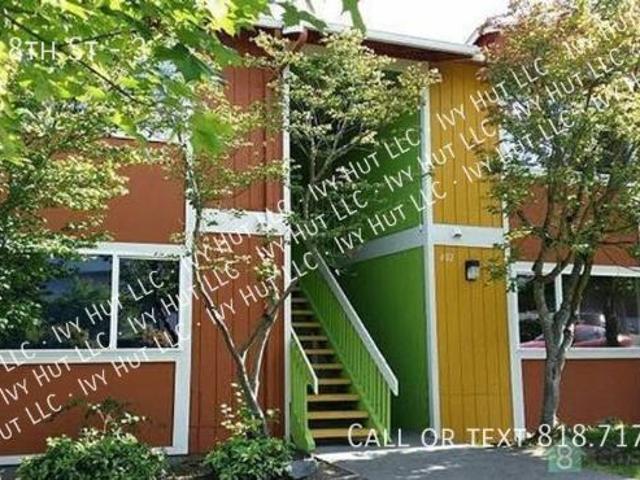 2 Br, 1 bath, Condo 802 S 8th St