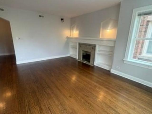 2 Br, 1 bath, Condo 8033 S Maryland