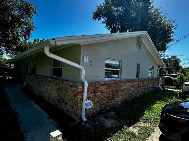 2 Br, 1 bath, Condo 803 Pine St